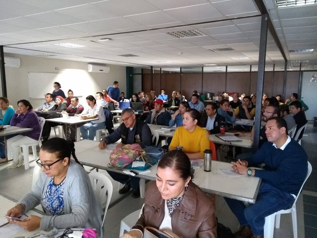 Curso de capacitación a personal docente