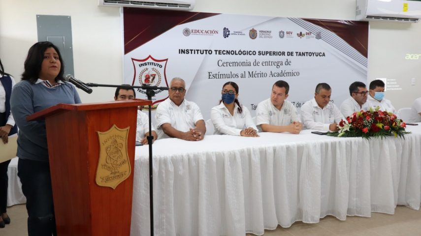 LISTA DE ASPIRANTES ACEPTADOS DE LOS PROGRAMAS DE POSGRADO E ...